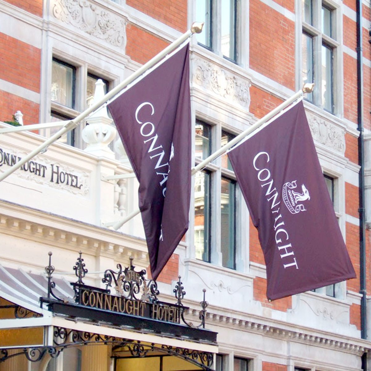 Buy Best Wall Mounted Flag Pole UAE | Flag Wall Mount